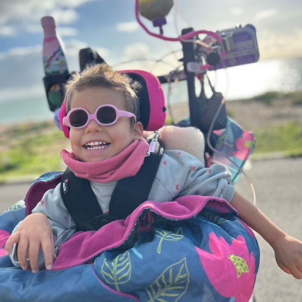 Kids Fleece-Lined Wheelchair Cosy - MULTICOLOUR FLORAL – BundleBean